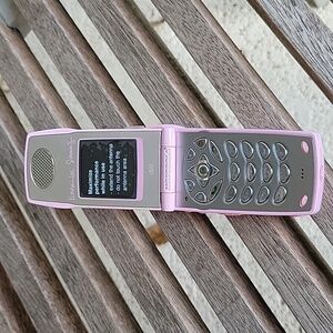 Motorola | Cell Phones & Accessories | Collectible Cell Phone | Poshmark
